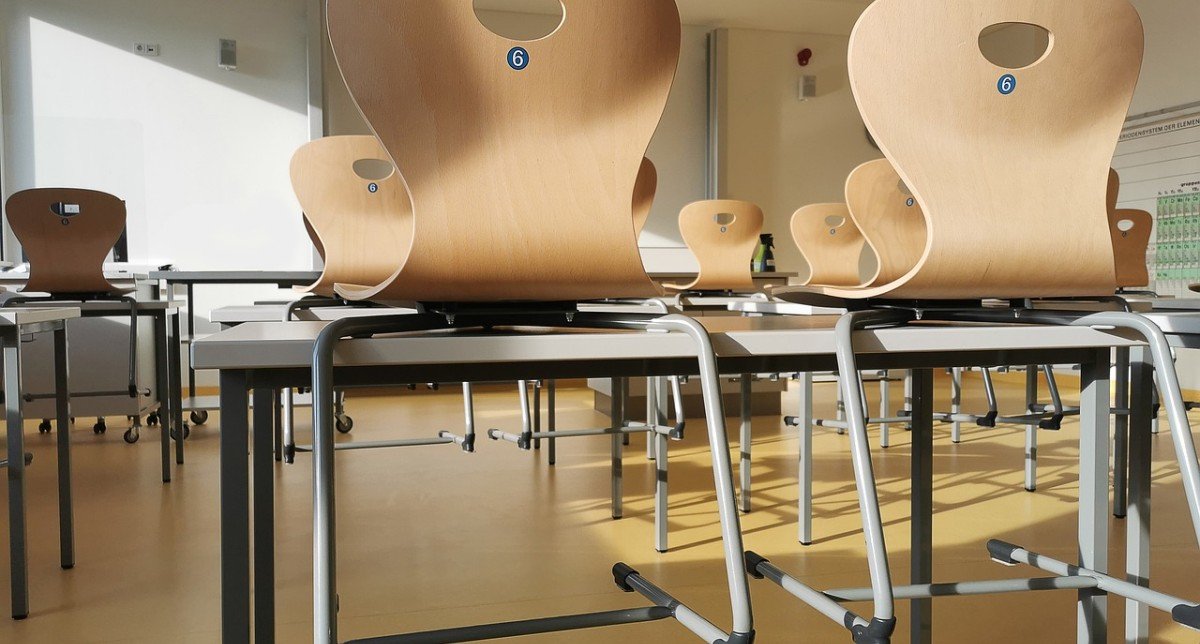 Kinderen uit groep 8 moeten zich aanmelden voor middelbare school ... Kinderen uit groep 8 moeten zich aanmelden voor middelbare school ...
